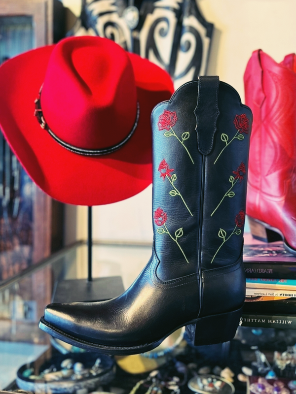 Black Snip-Toe Mid Calf Western Boots With Red Rose Embroidery ...