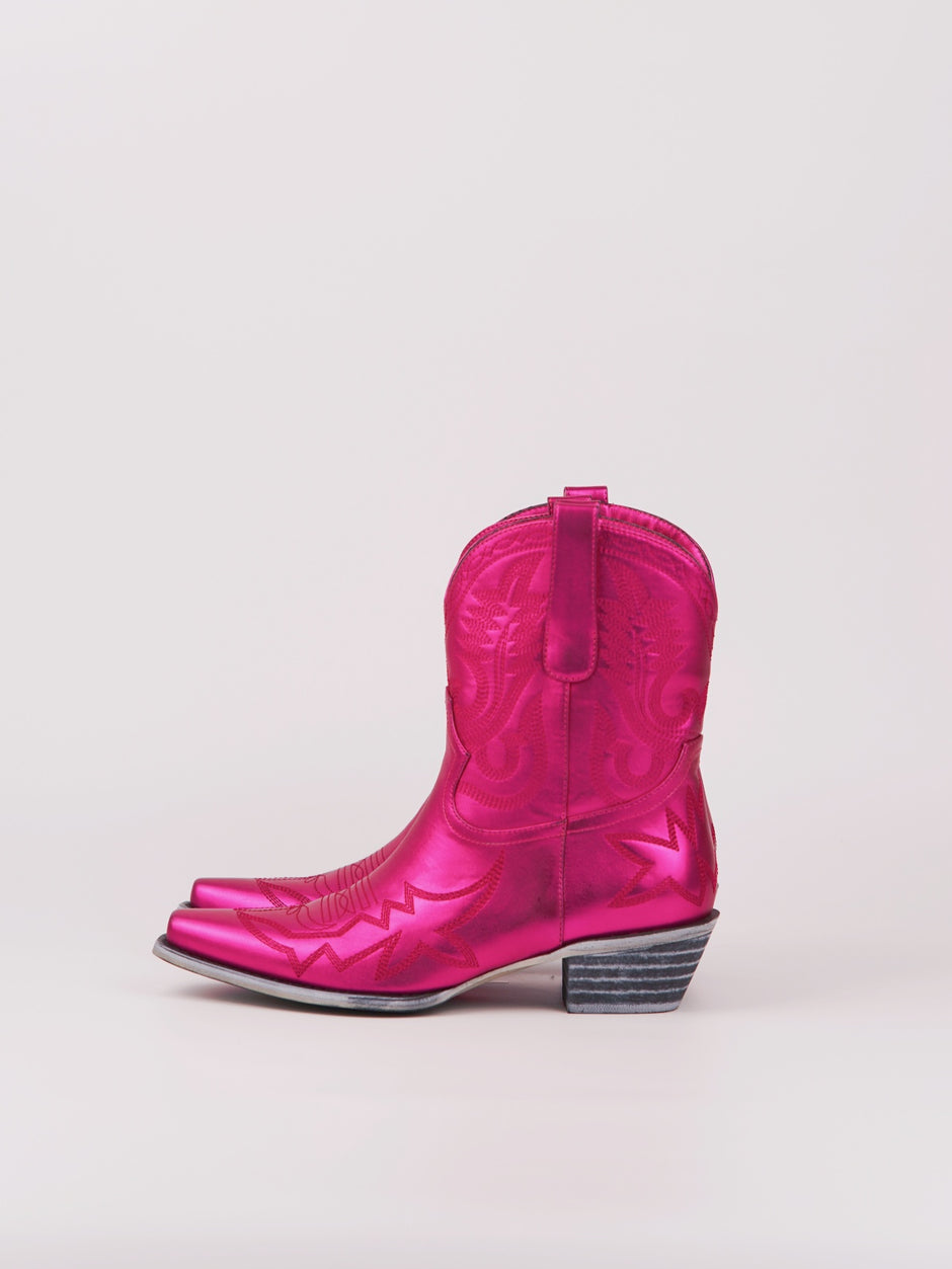 Western Boots – Fuchsia Boots